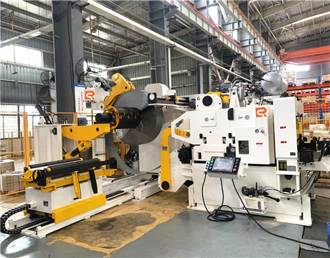 SUNRUI Coil Feed Line --- Decoiler Straightener Feeder 3 in 1 for Auto Parts,